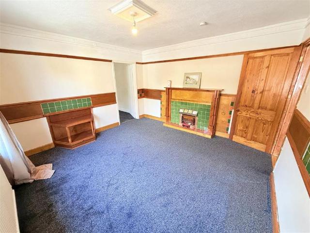 2 bedroom detached bungalow to rent