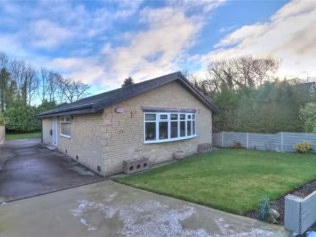 2 bedroom Detached Bungalow to rent, Woodend Way, Brunton Brid.