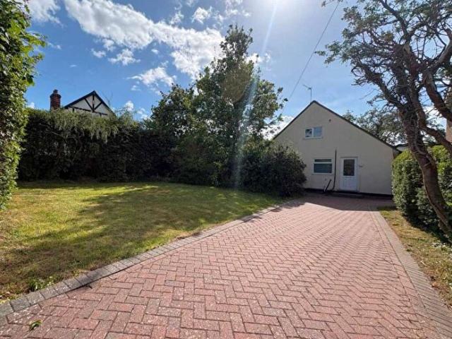 2 Bedroom Detached Bungalow To Rent In Thelda Stubbs, Thelda Avenue, Keyworth, Nottingham, NG12