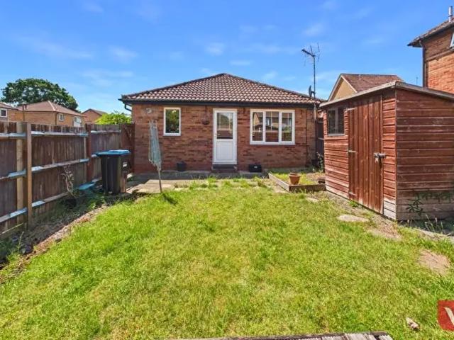 2 Bedroom Detached Bungalow To Rent In Laurel Close, Crownhill, MK8