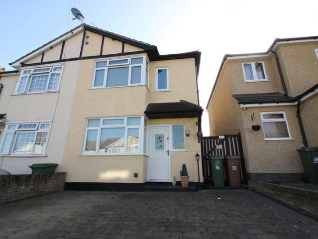 2 Bedroom Detached House