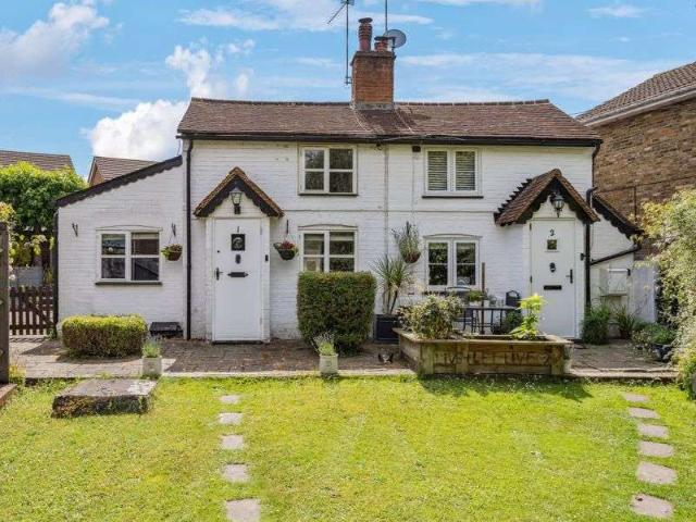 2 Bedroom Detached House