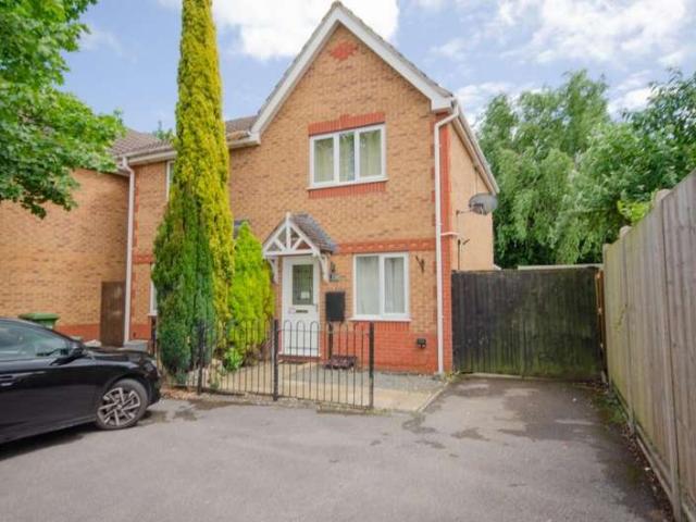 2 Bedroom Detached House