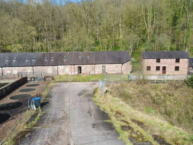 2 Bedroom Detached House