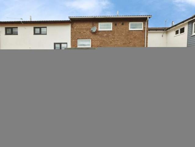 2 Bedroom Detached House