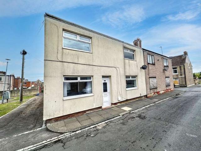 2 Bedroom Detached House