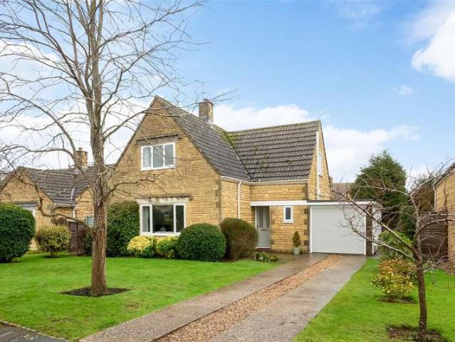 2 Bedroom Detached House