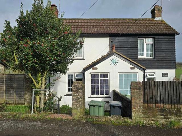 2 Bedroom Detached House