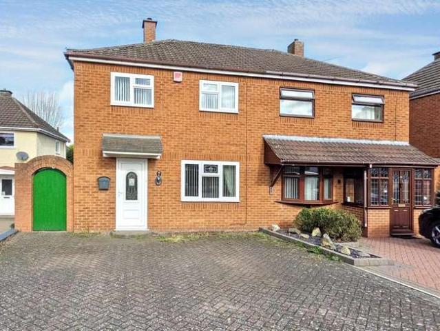 2 Bedroom Detached House
