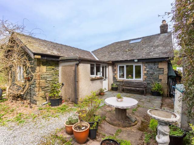 2 Bedroom Detached House