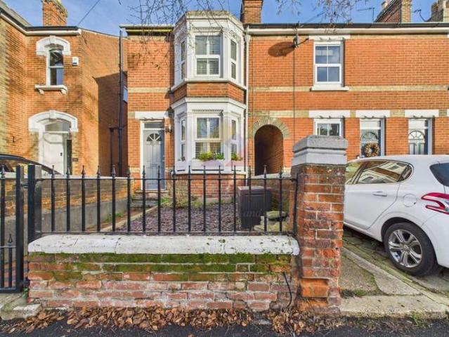 2 Bedroom Detached House