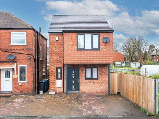2 Bedroom Detached House