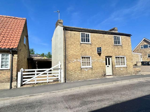 2 Bedroom Detached House