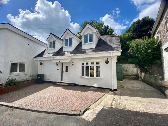 2 Bedroom Detached House
