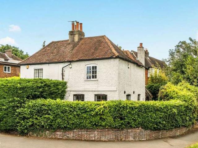 2 Bedroom Detached House