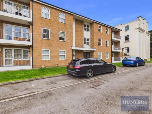 2 Bedroom Detached House