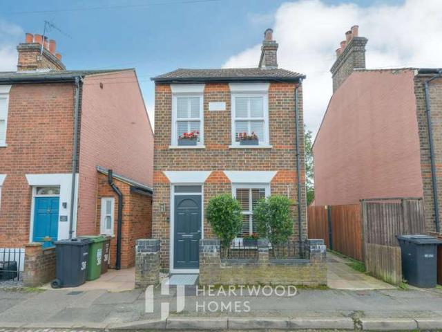 2 Bedroom Detached House