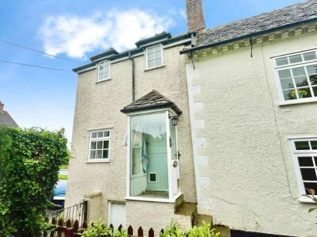 2 Bedroom Detached House