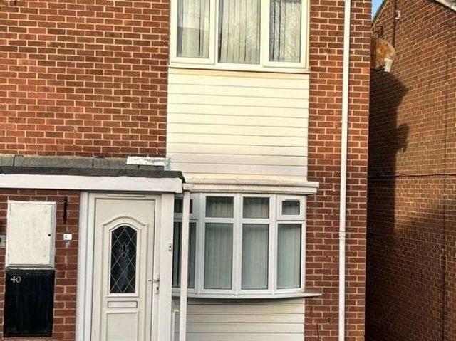 2 Bedroom Detached House