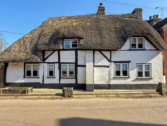 2 Bedroom Detached House