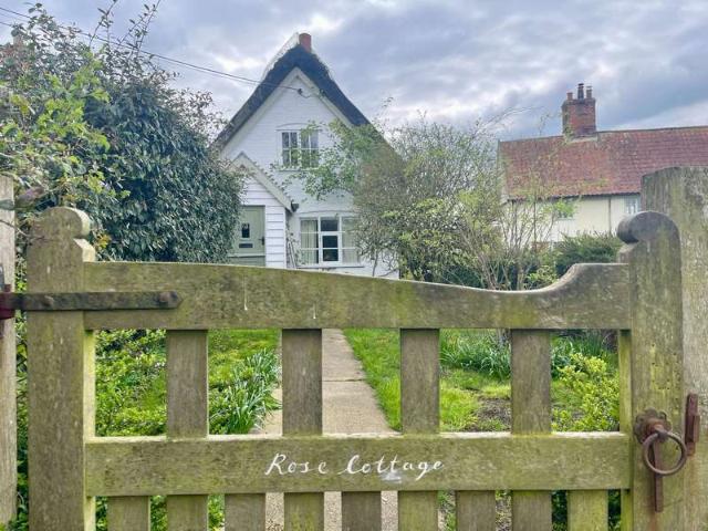 2 Bedroom Detached House