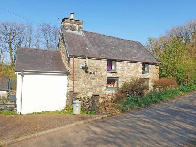 2 Bedroom Detached House