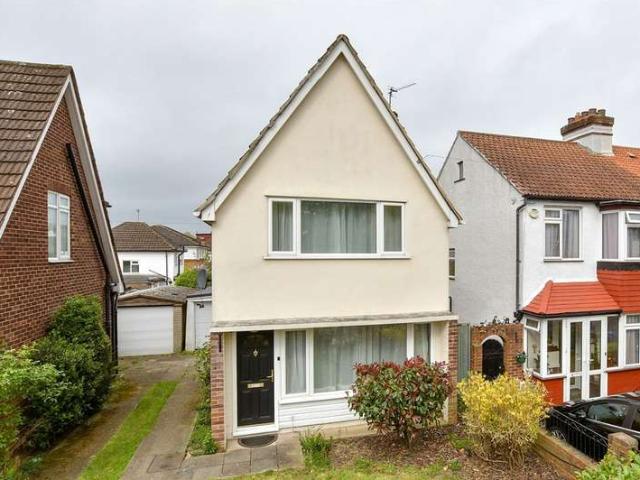 2 Bedroom Detached House