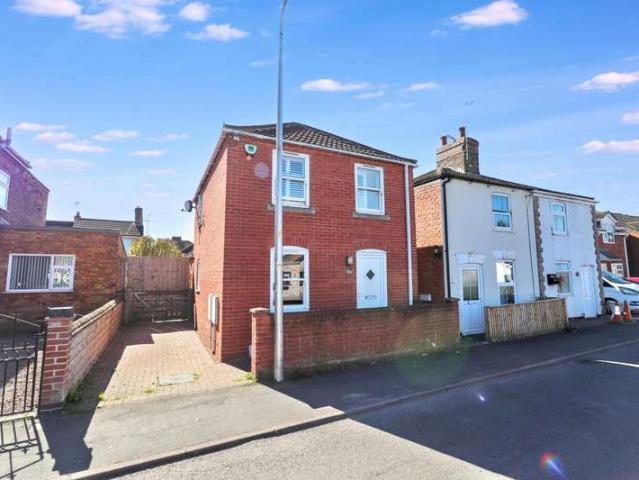 2 Bedroom Detached House
