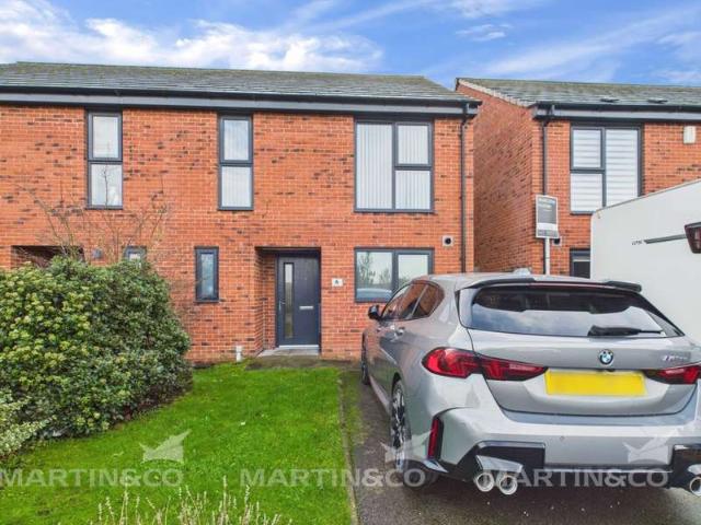 2 Bedroom Detached House