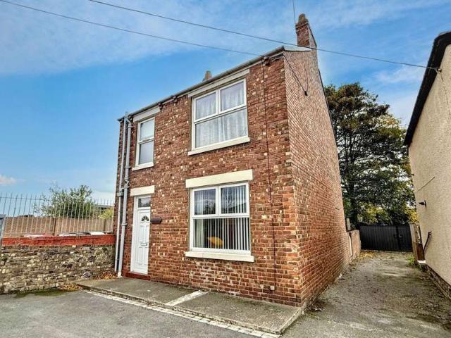 2 Bedroom Detached House