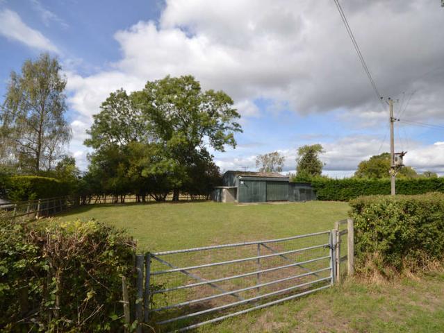 2 Bedroom Detached House