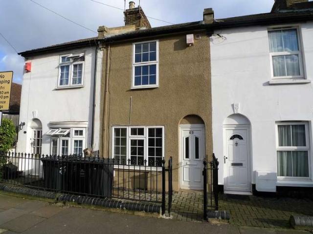 2 Bedroom Detached House
