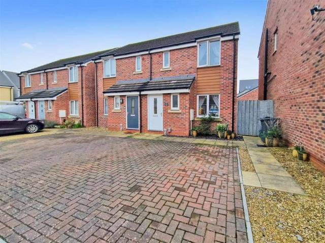 2 Bedroom Detached House