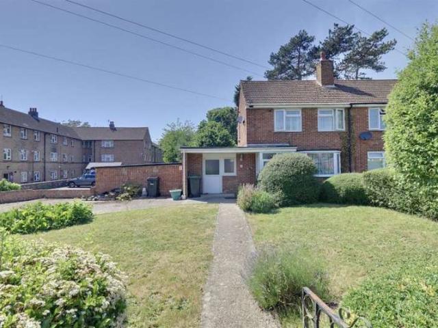 2 Bedroom Detached House