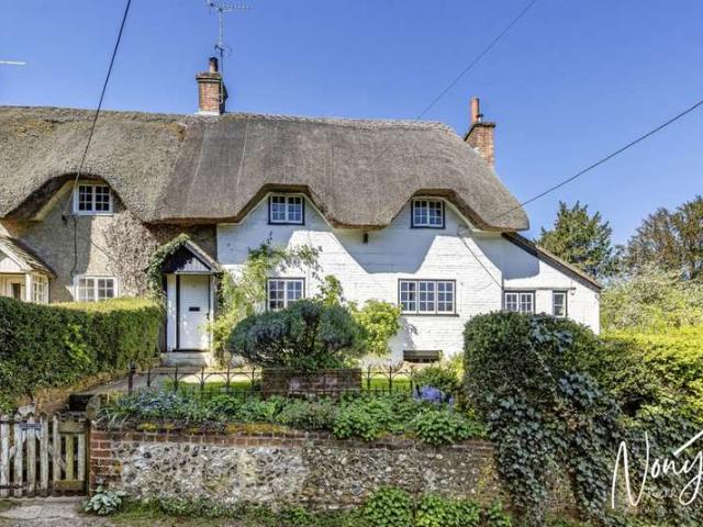 2 Bedroom Detached House