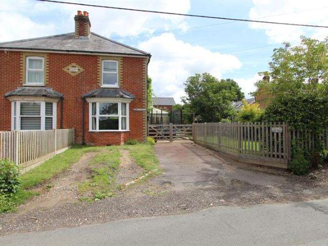 2 Bedroom Detached House