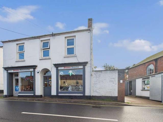2 Bedroom Detached House