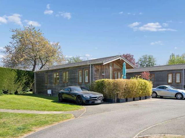 2 Bedroom Detached House