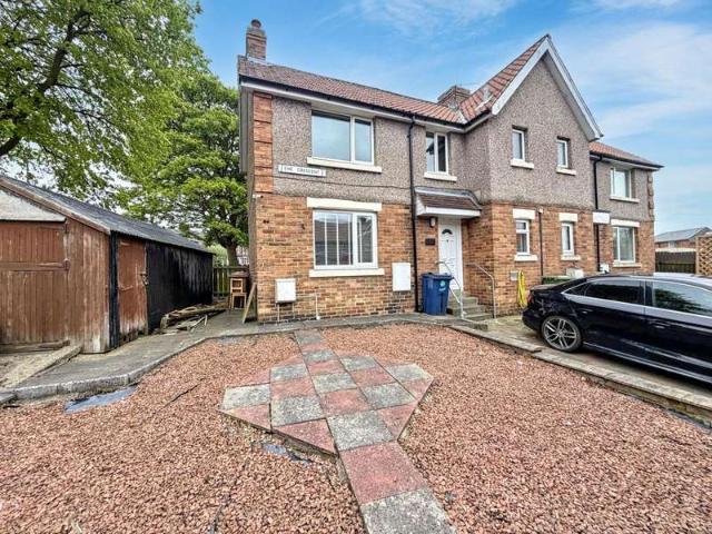 2 Bedroom Detached House