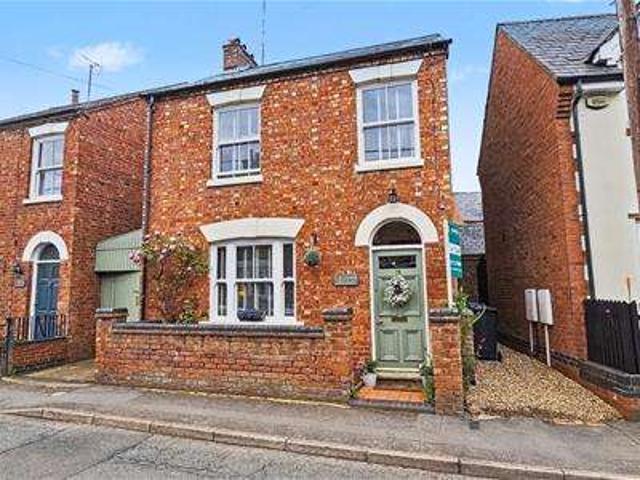 2 Bedroom Detached House