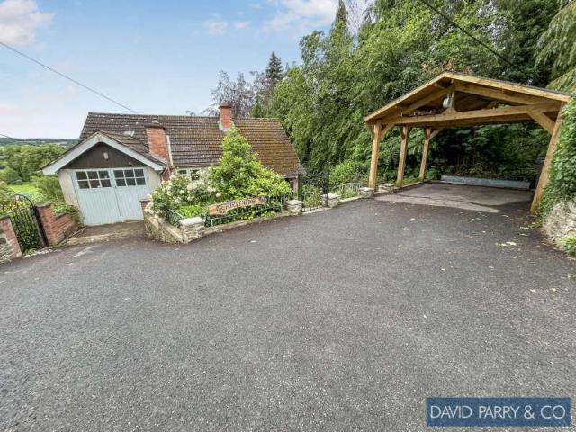 2 Bedroom Detached House
