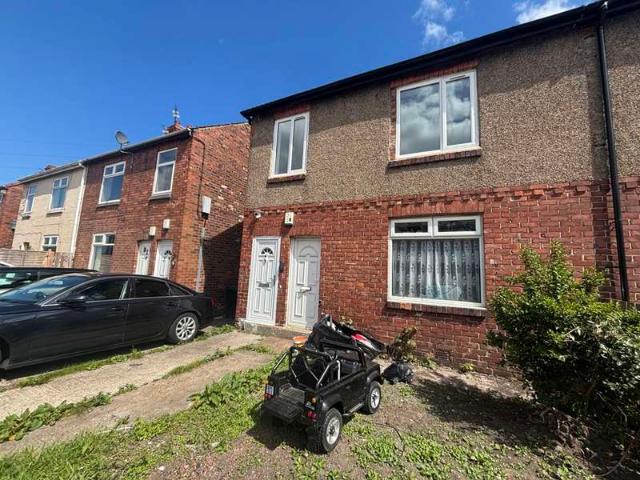 2 Bedroom Detached House