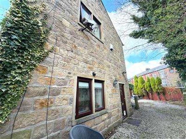 2 Bedroom Detached House