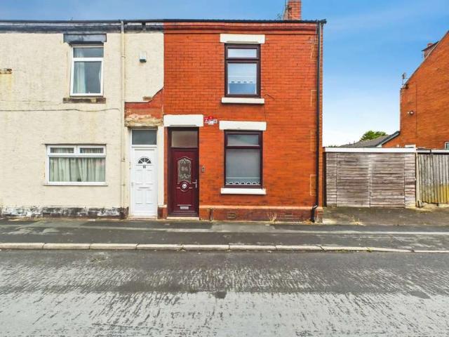 2 Bedroom Detached House