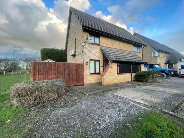 2 Bedroom Detached House