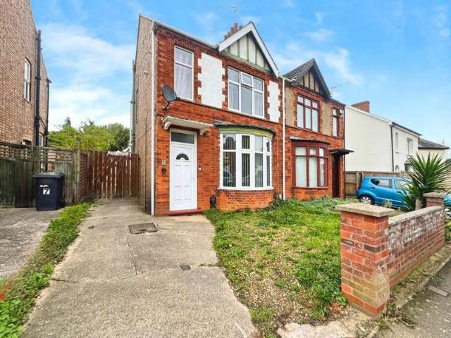 2 Bedroom Detached House