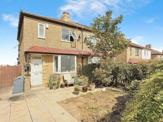 2 Bedroom Detached House