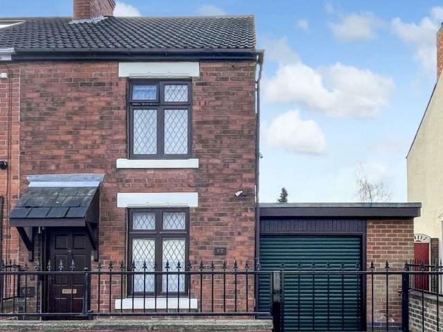2 Bedroom Detached House