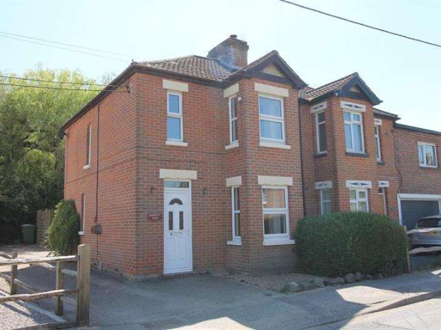 2 Bedroom Detached House