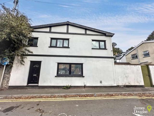 2 Bedroom Detached House